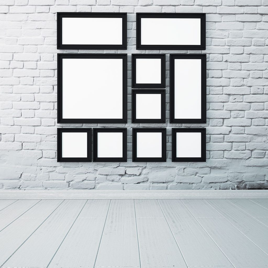 Colgar cuadros para que queden bien. ¿Cómo hacerlo? | Servei Estació